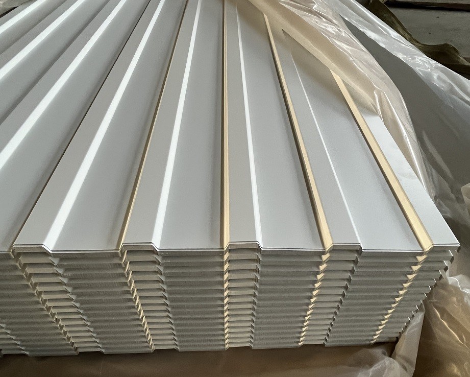 Z180 Off White/ Frost White PPGI Sheet Trapezoidal Metal Roof And ...
