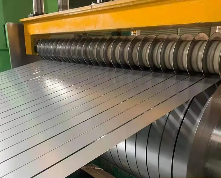 G550/SGC570 Galvanized Slit Coil Z275 Zinc Coating Chromated Unoiled ...